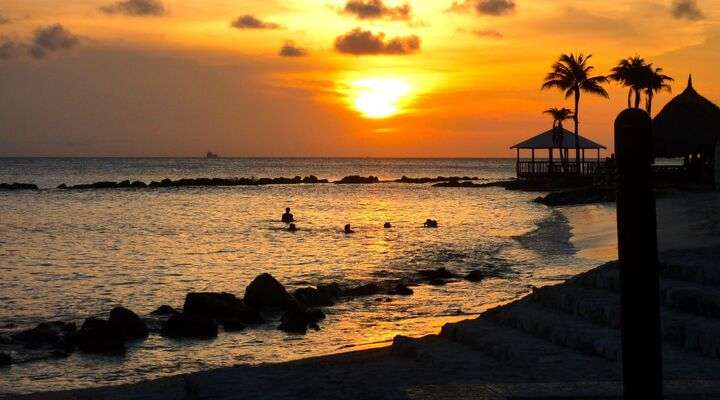 Klimaat van Curaçao, temperatuur en neerslag