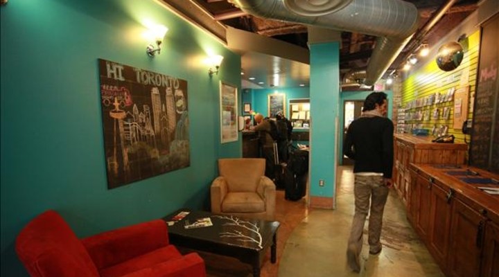 Top 5 hostels Toronto
